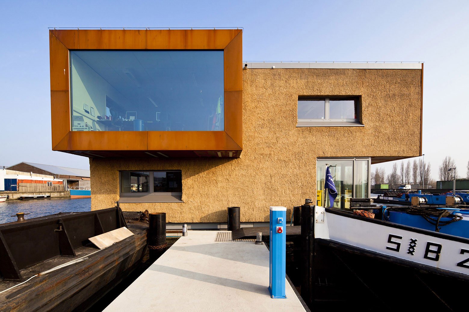 Did you ever work in Floating Office Space on Water