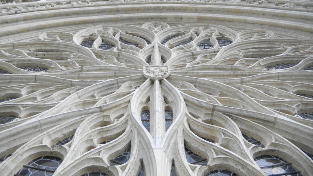 Gothic Architectural Style Characteristics Bring Sunshine