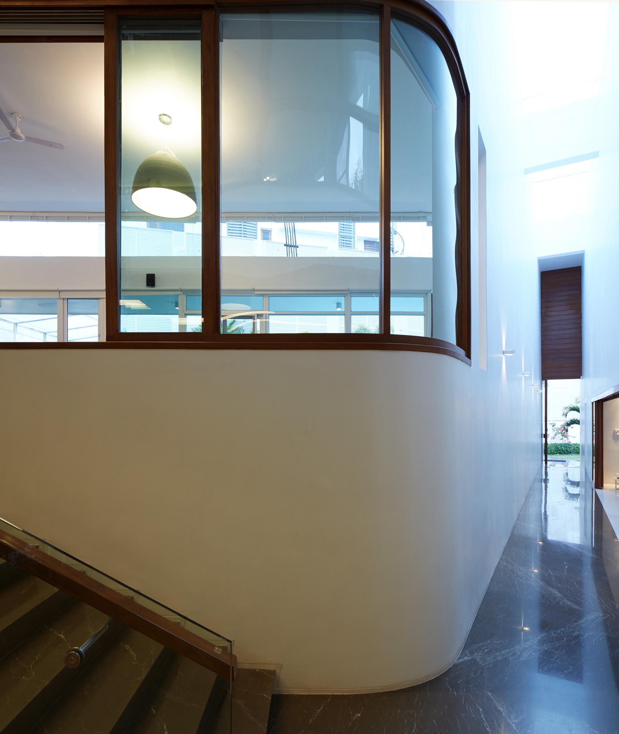 Contemporary architecture of modern fort house by SPA, India - Kadva Corp