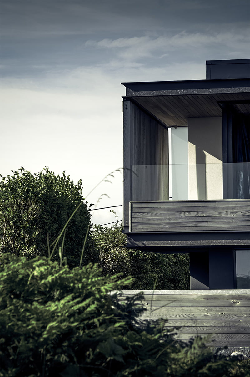 Modern cliff house contemporary architecture style by Hyde+Hyde arch ...