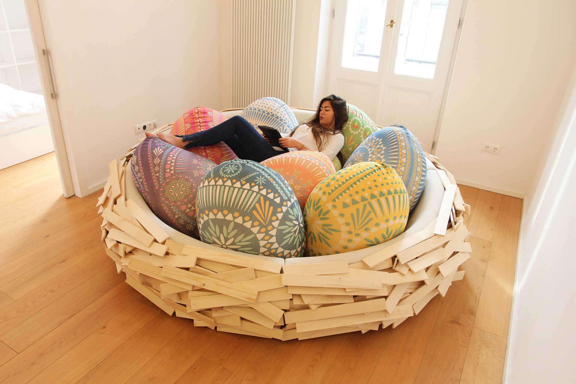 Unique Bed Design Idea from Bird Nest in Creative Interiors - Kadva Corp