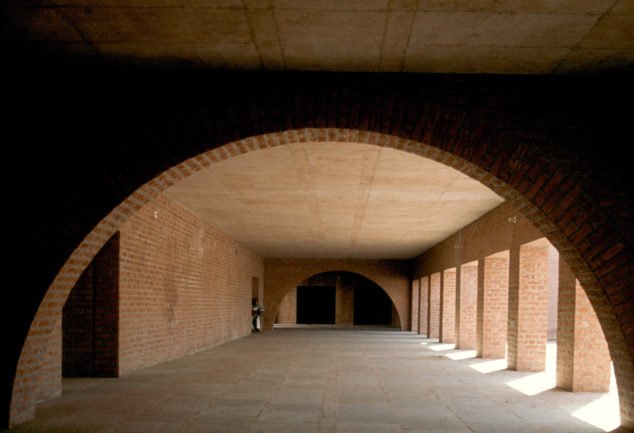 What is EDC or Electronic Draft Capture Machine? - Kadva Corp