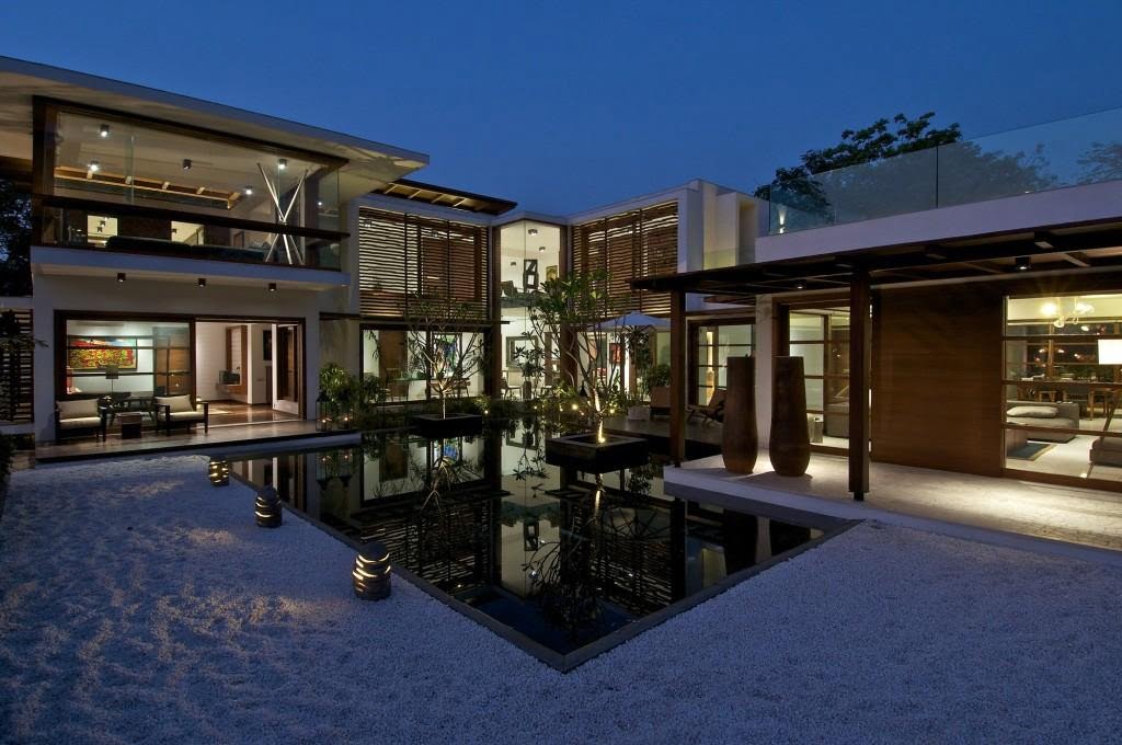 Modern Courtyard House Architecture with Reflection Pool by HPA - Kadva ...