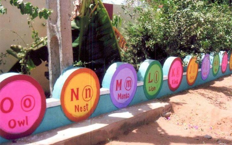 Examples of modern style interactive school interior design ideas ...