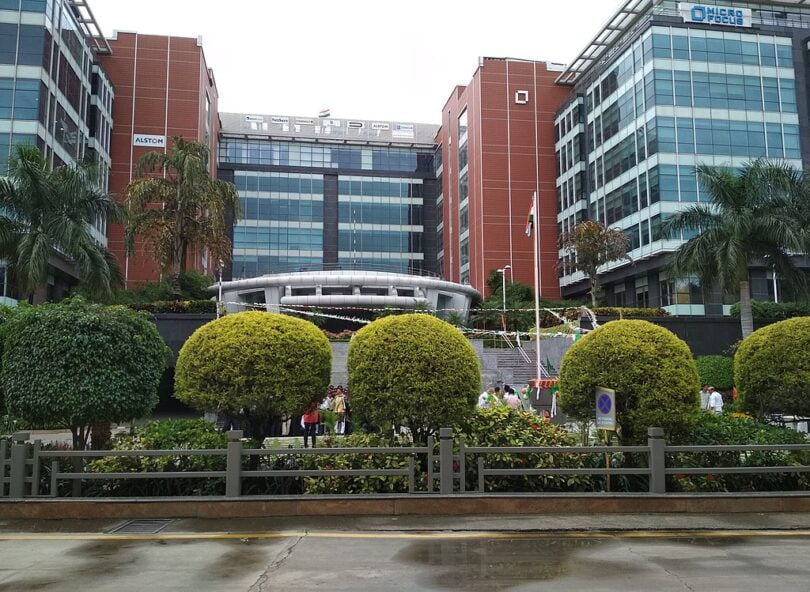 10 Iconic Buildings That Define Bangalore’s Architecture - Kadva Corp