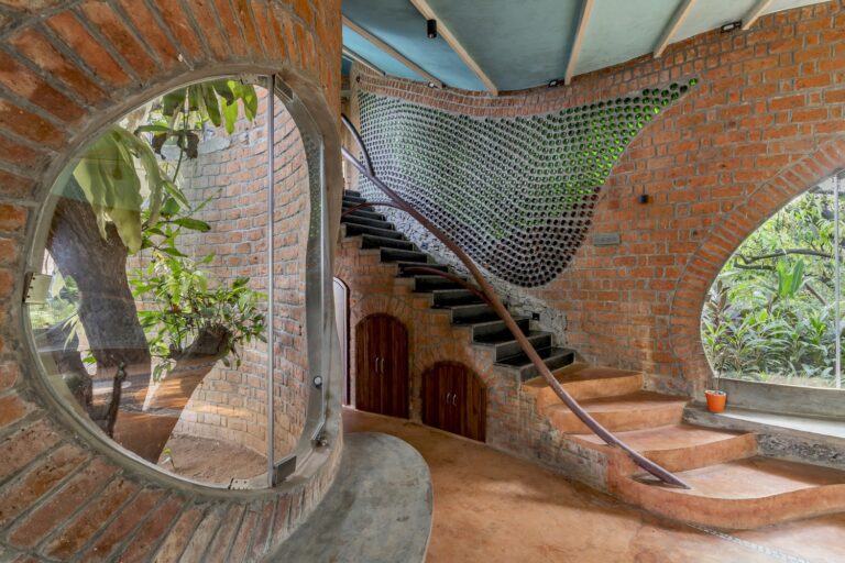 Asmalay House – A Biophilic home by Blurring Boundaries in Alibag ...