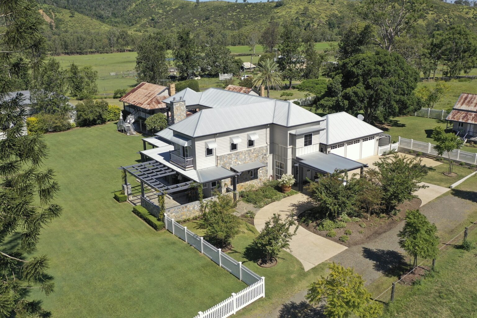 Gregors Creek Retreat - Kadva Corp