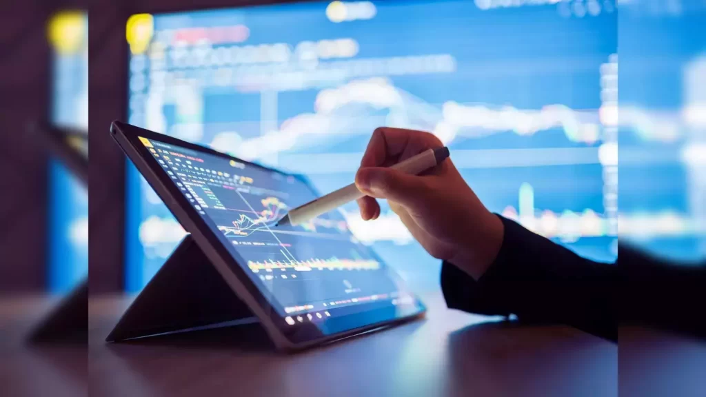 Risk Management in Investment: Lessons from Investment Education ...